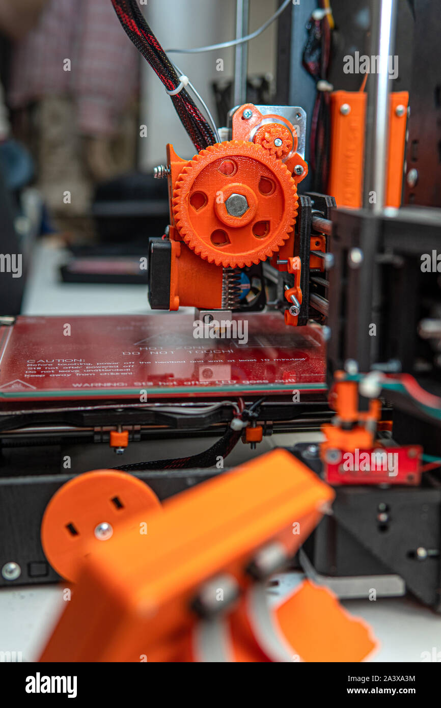 3D printer elements. 3D printing device mechanism Stock Photo - Alamy