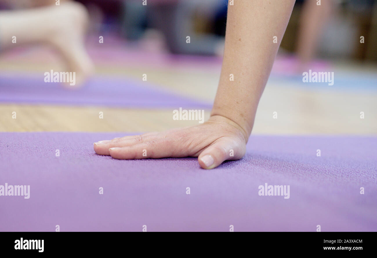 Group classes hi-res stock photography and images - Alamy