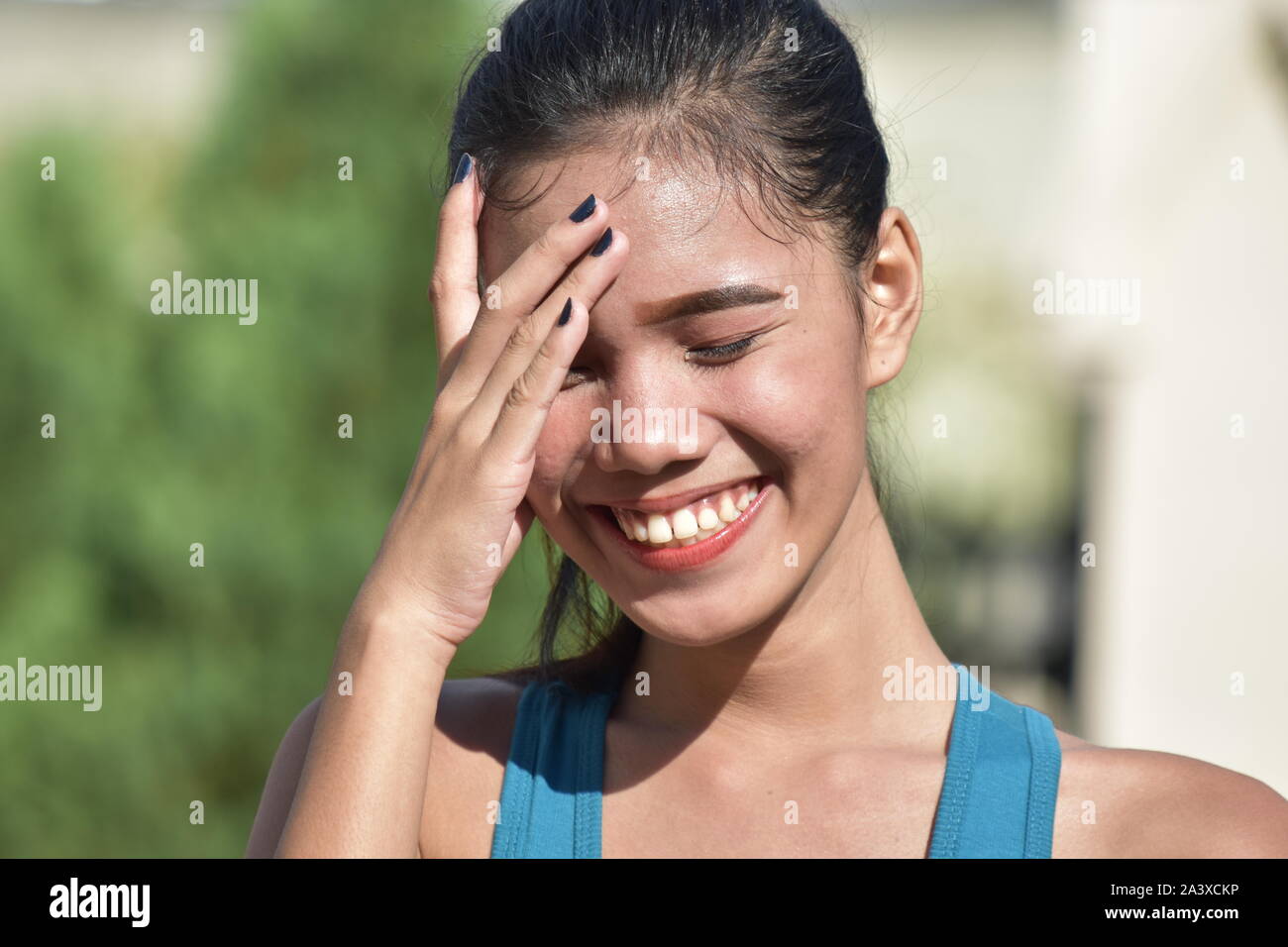 Forgetful Young Diverse Person Stock Photo - Alamy