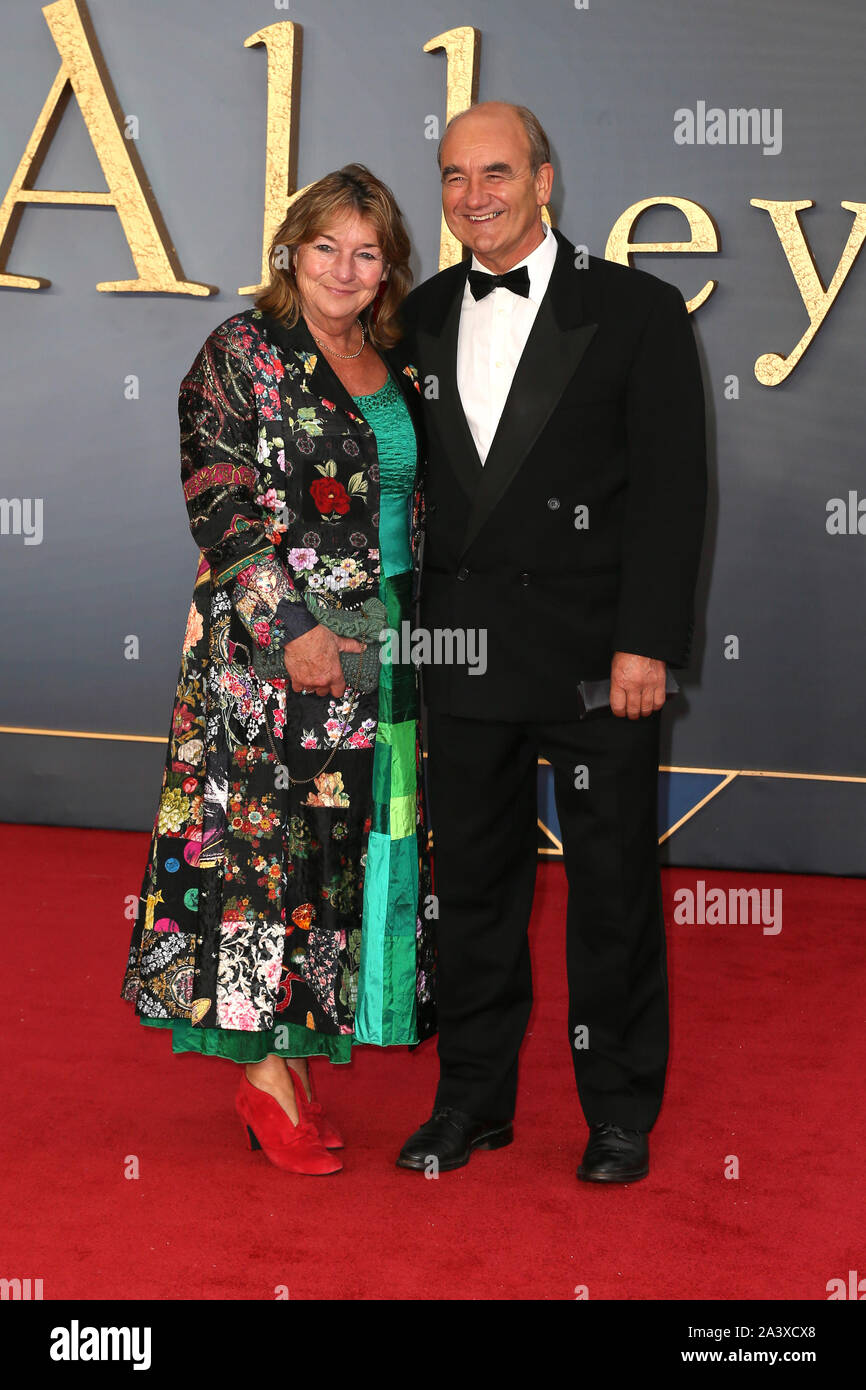 The World Premiere of Downton Abbey held at the Cineworld Leicester ...