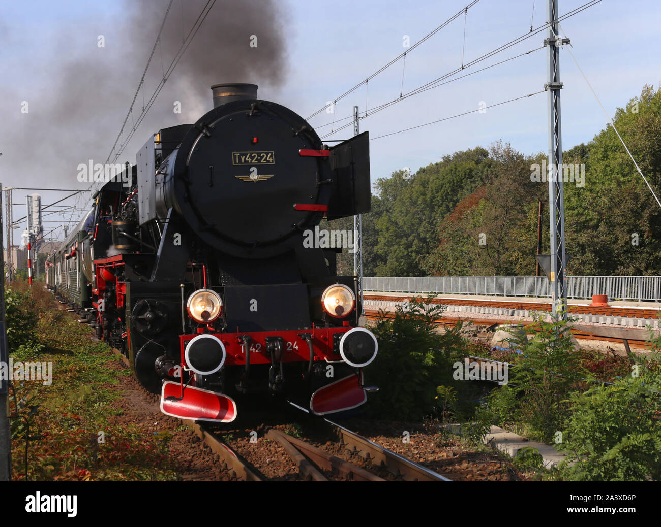 Antique steam engine hi-res stock photography and images - Alamy