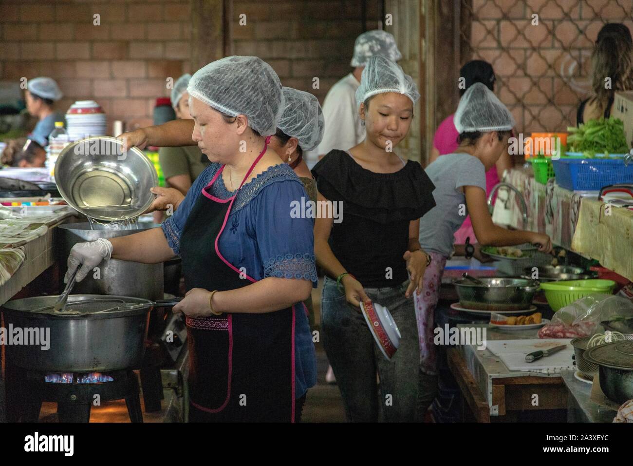 Traditional hmong kitchen hi-res stock photography and images - Alamy