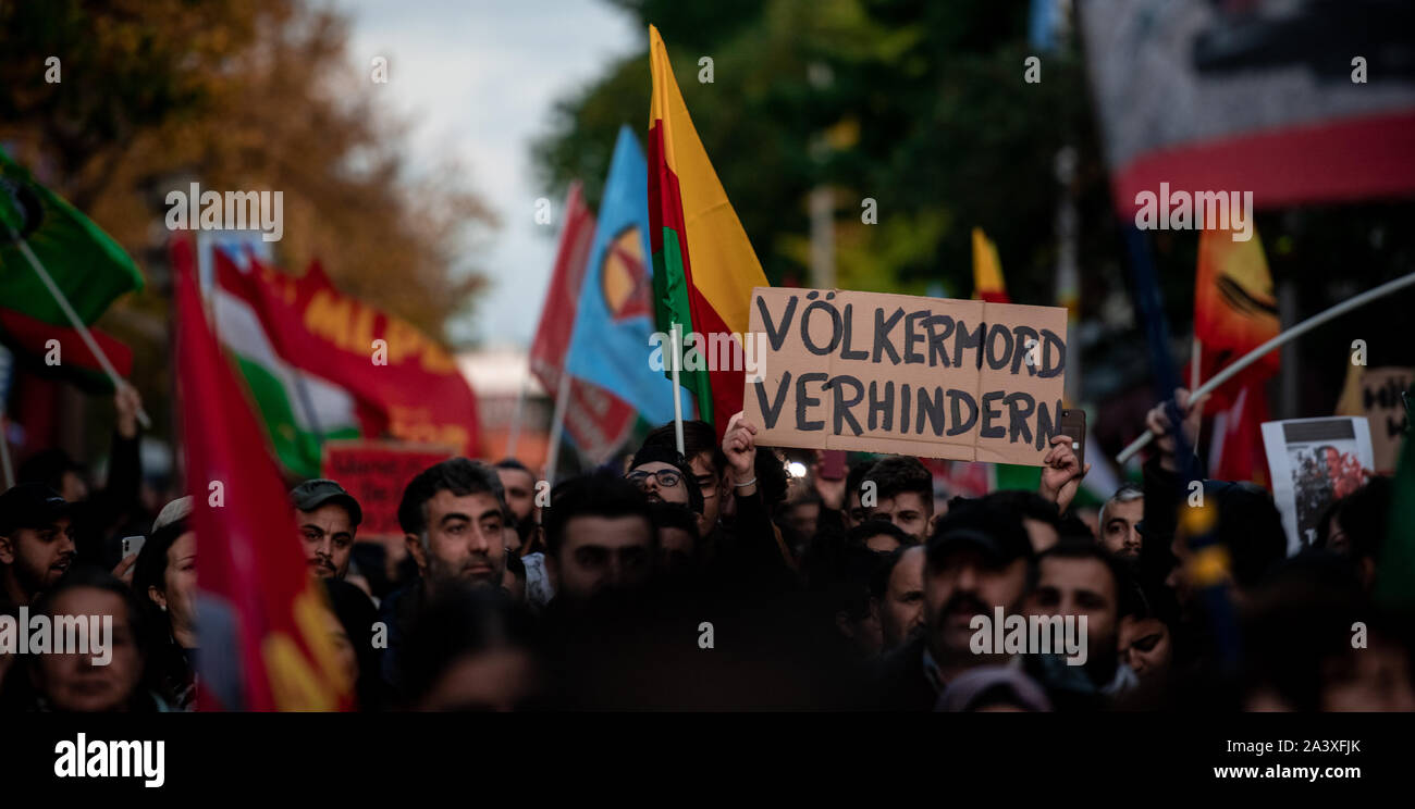 Prevent genocide hi-res stock photography and images - Alamy