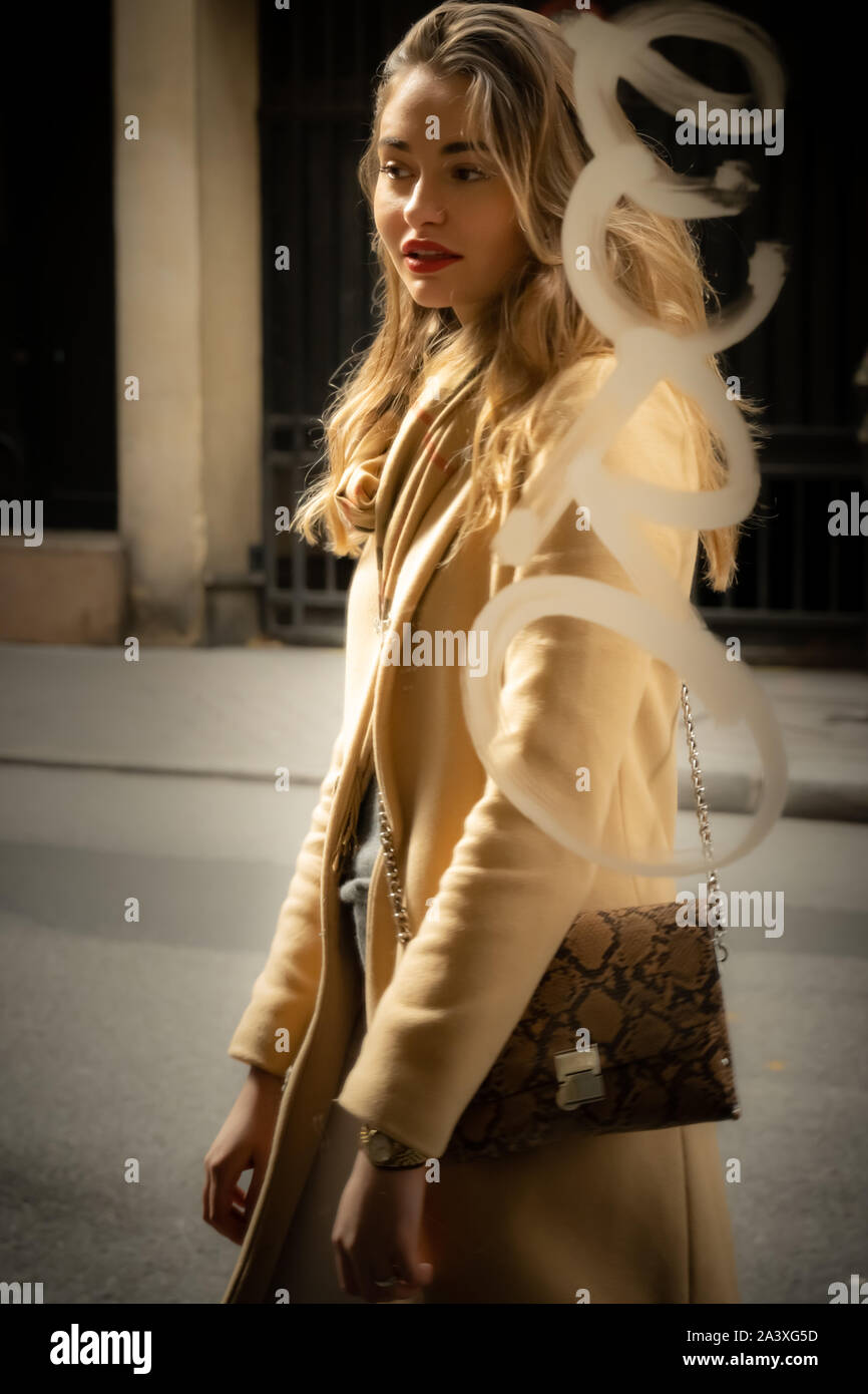 Catching A Glimpse High Resolution Stock Photography and Images - Alamy