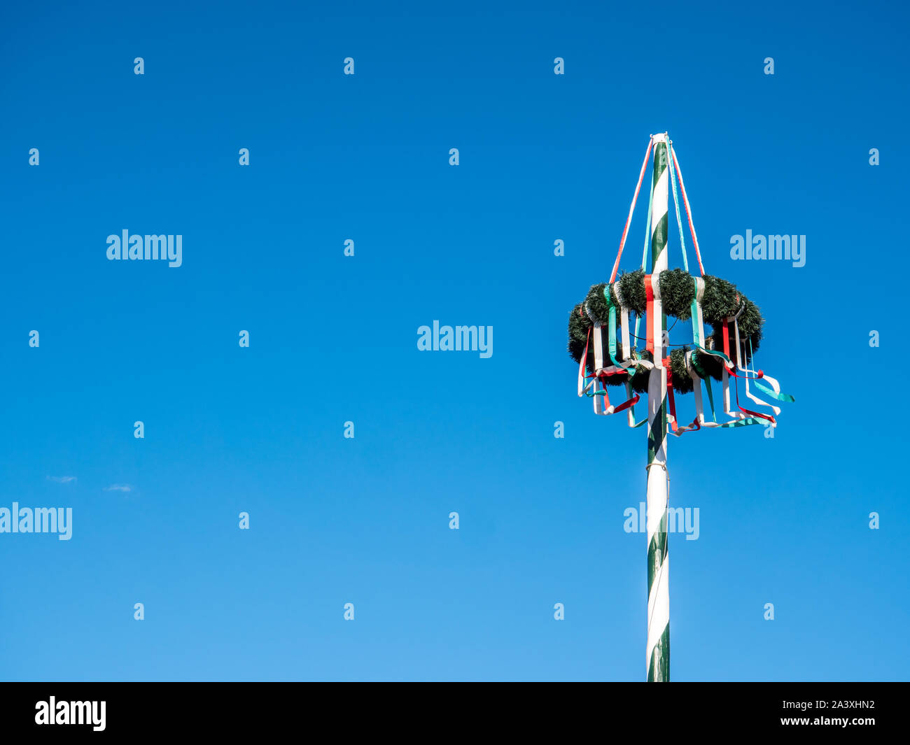 Maypole ceremony hi-res stock photography and images - Alamy