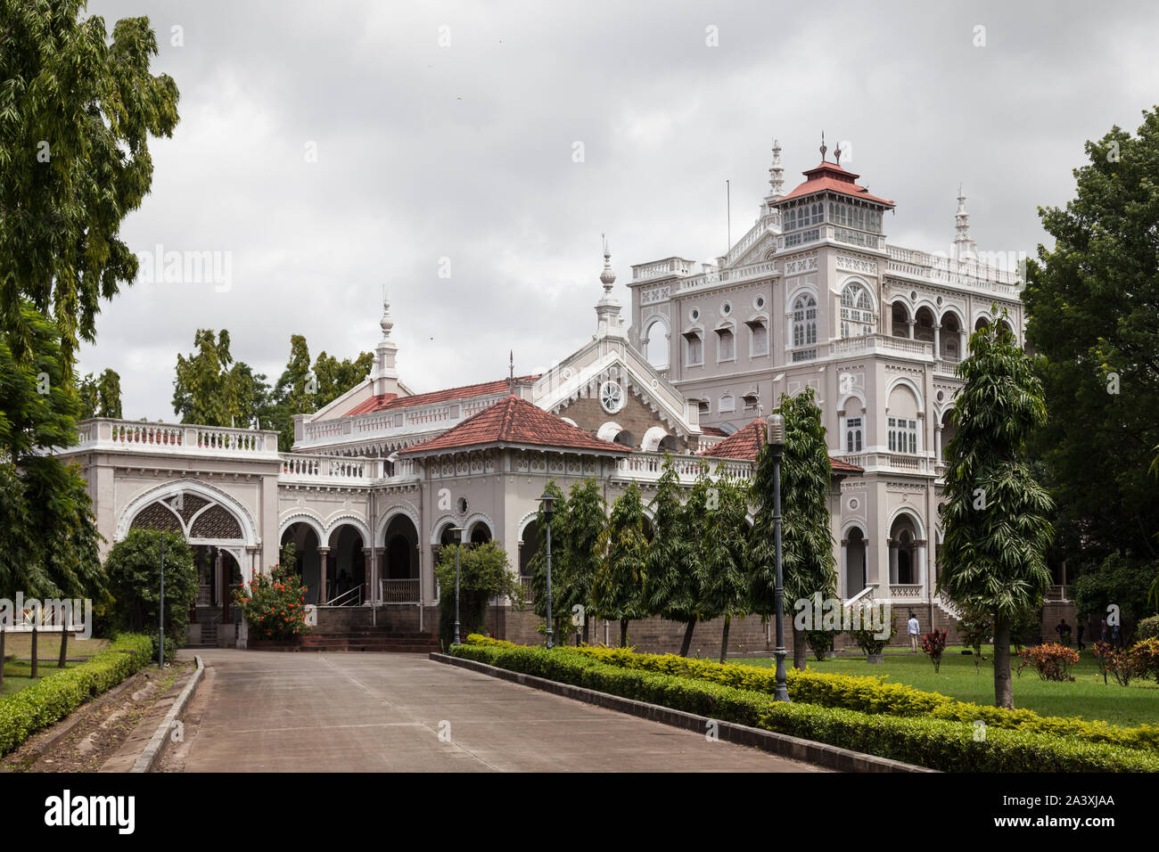 Aga khan palace pune hi-res stock photography and images - Alamy