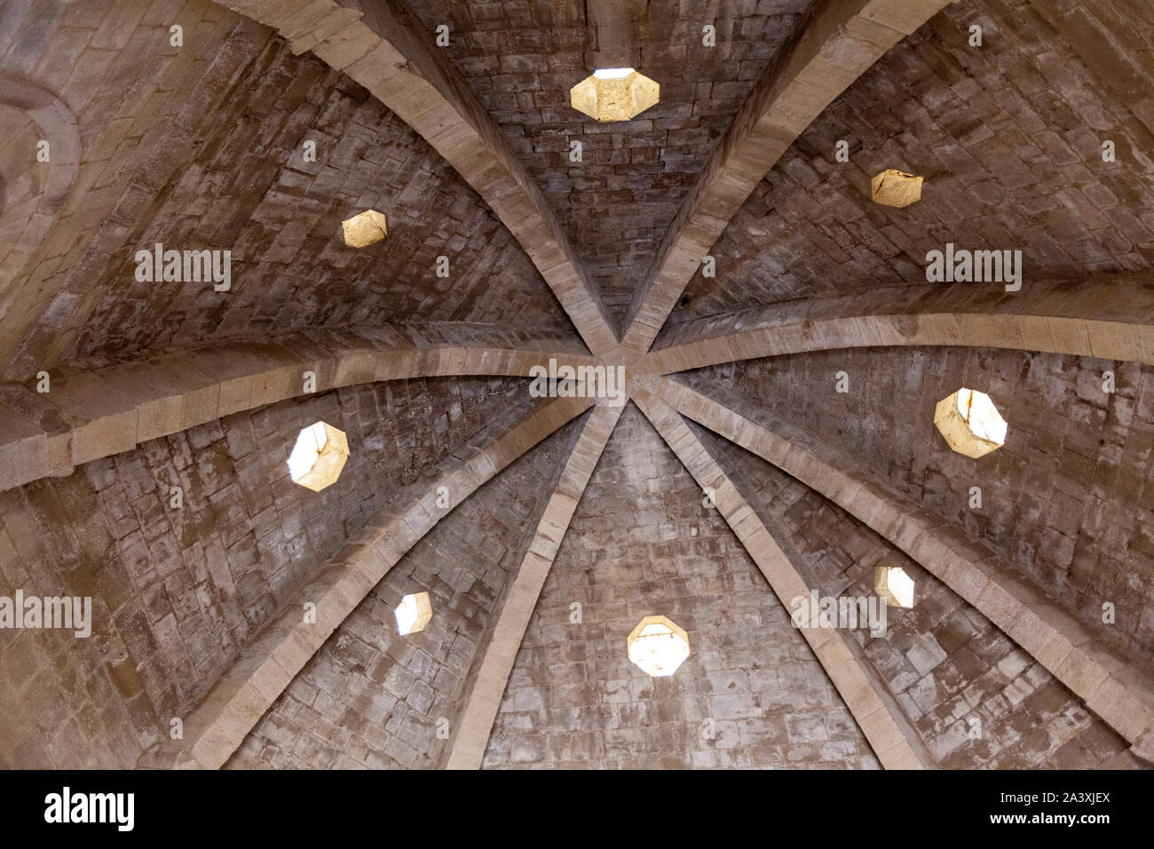 Eight rib vault hi-res stock photography and images - Alamy