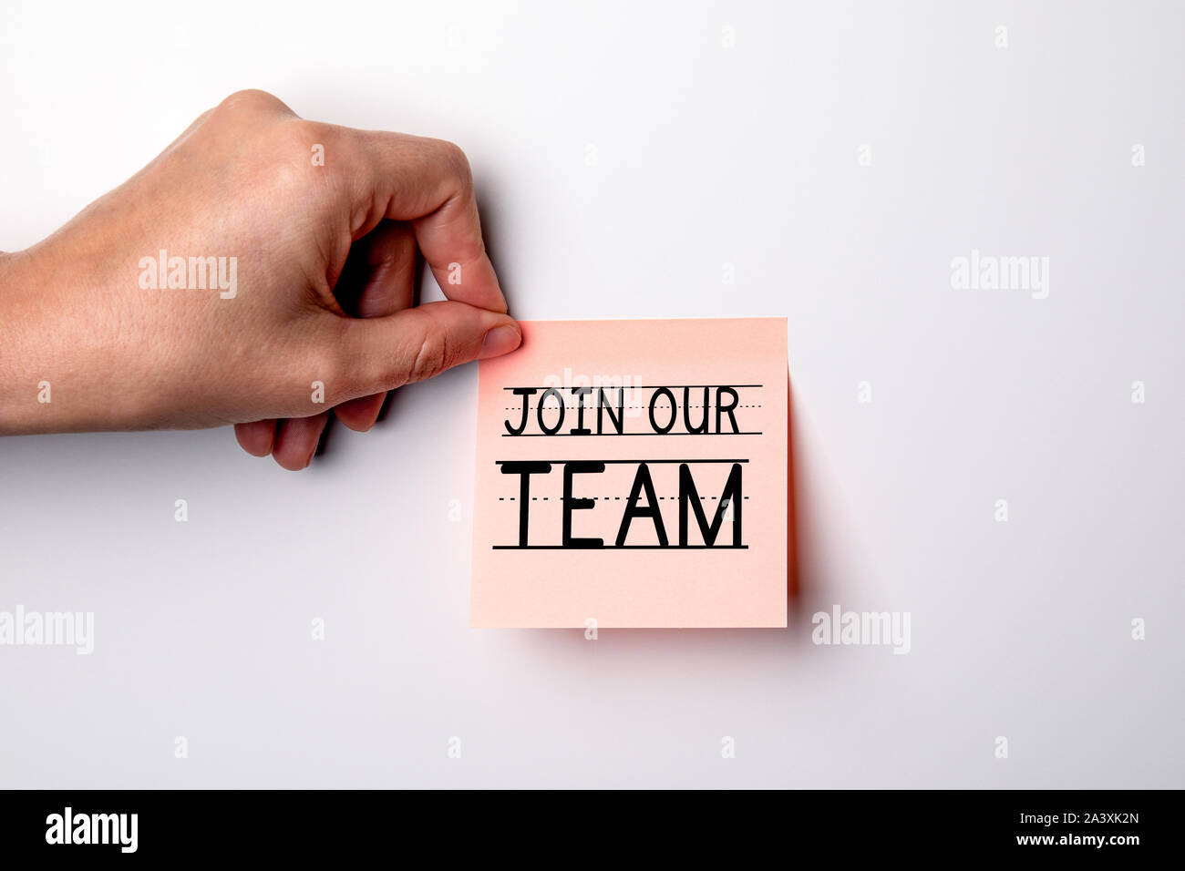 Join our team. We are hiring, career concept on a sticky note Stock ...