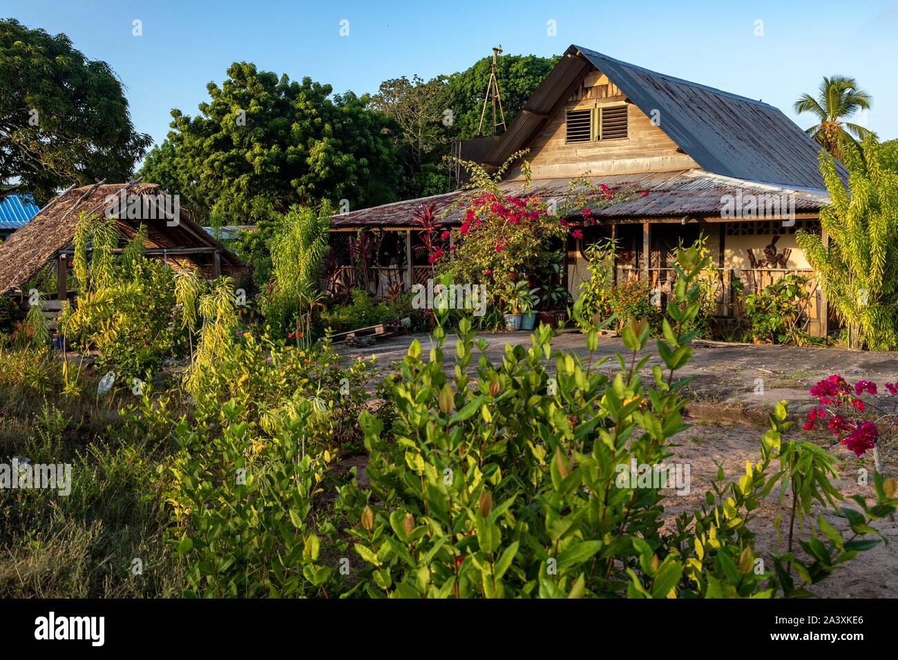 South amana hi-res stock photography and images - Alamy