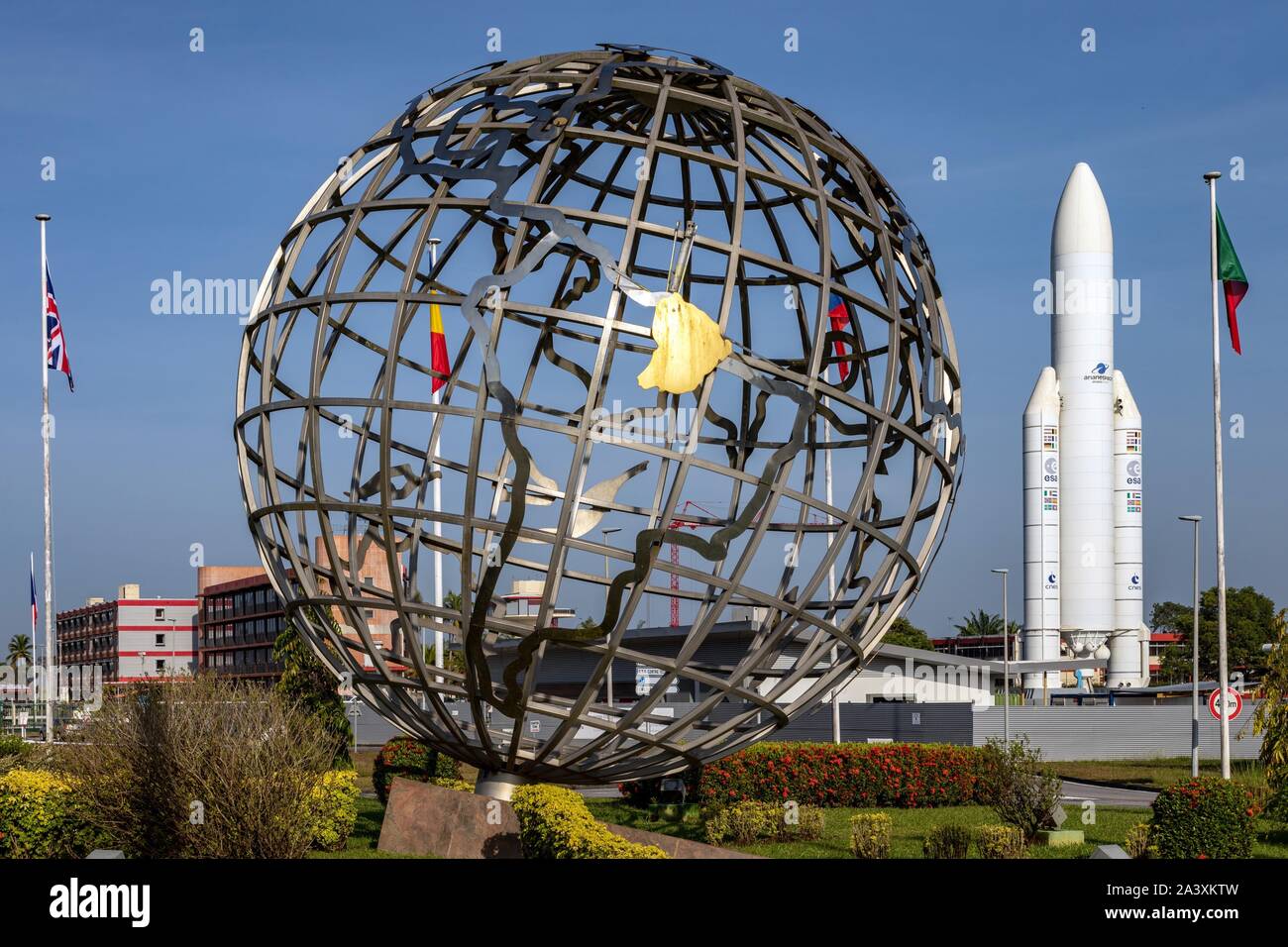 GLOBE AND FULL-SIZE ARIANE 5 ROCKET AT THE ENTRANCE TO THE CNES (CENTRE ...