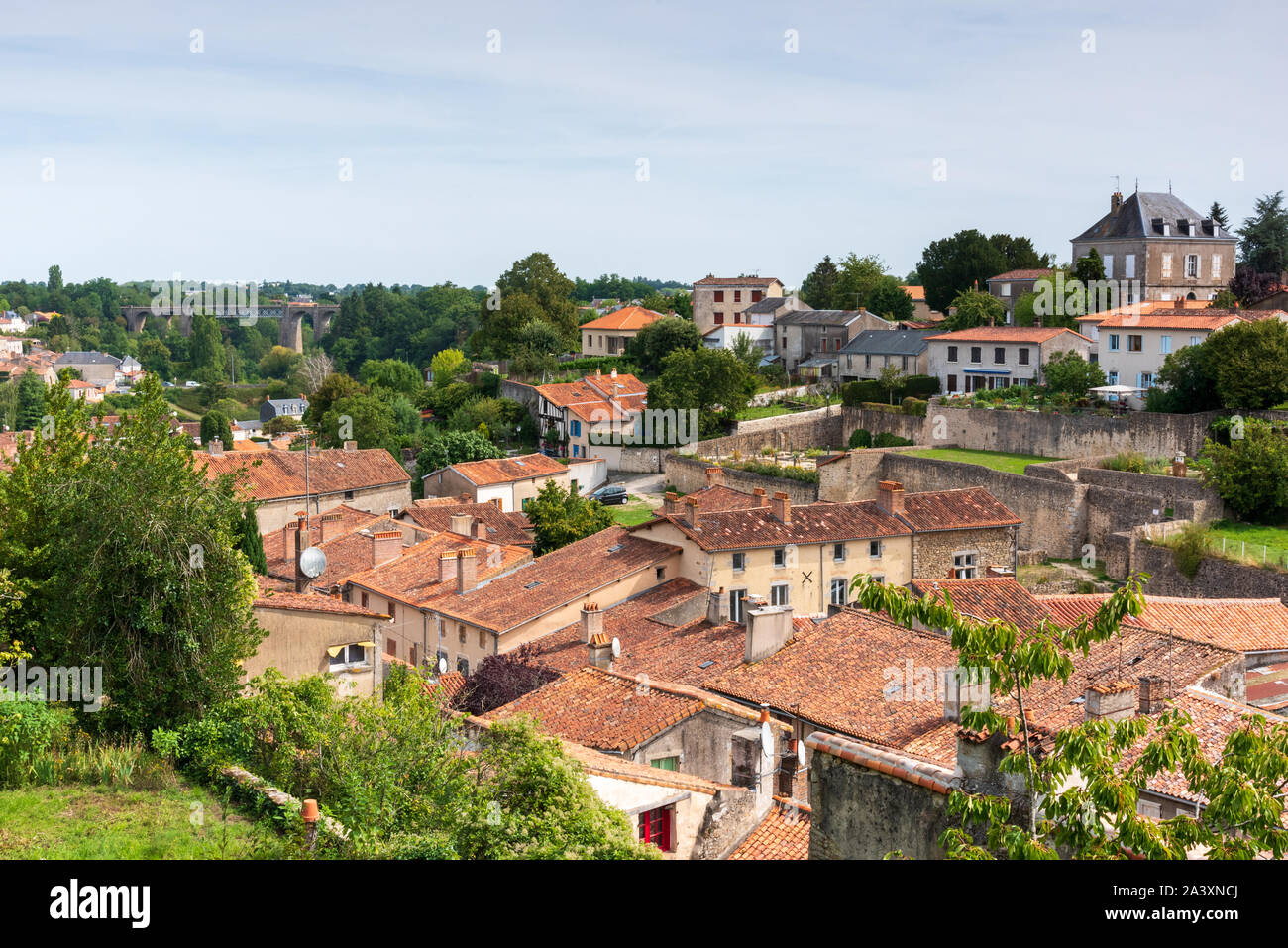 Historic parthenay france hi-res stock photography and images - Alamy