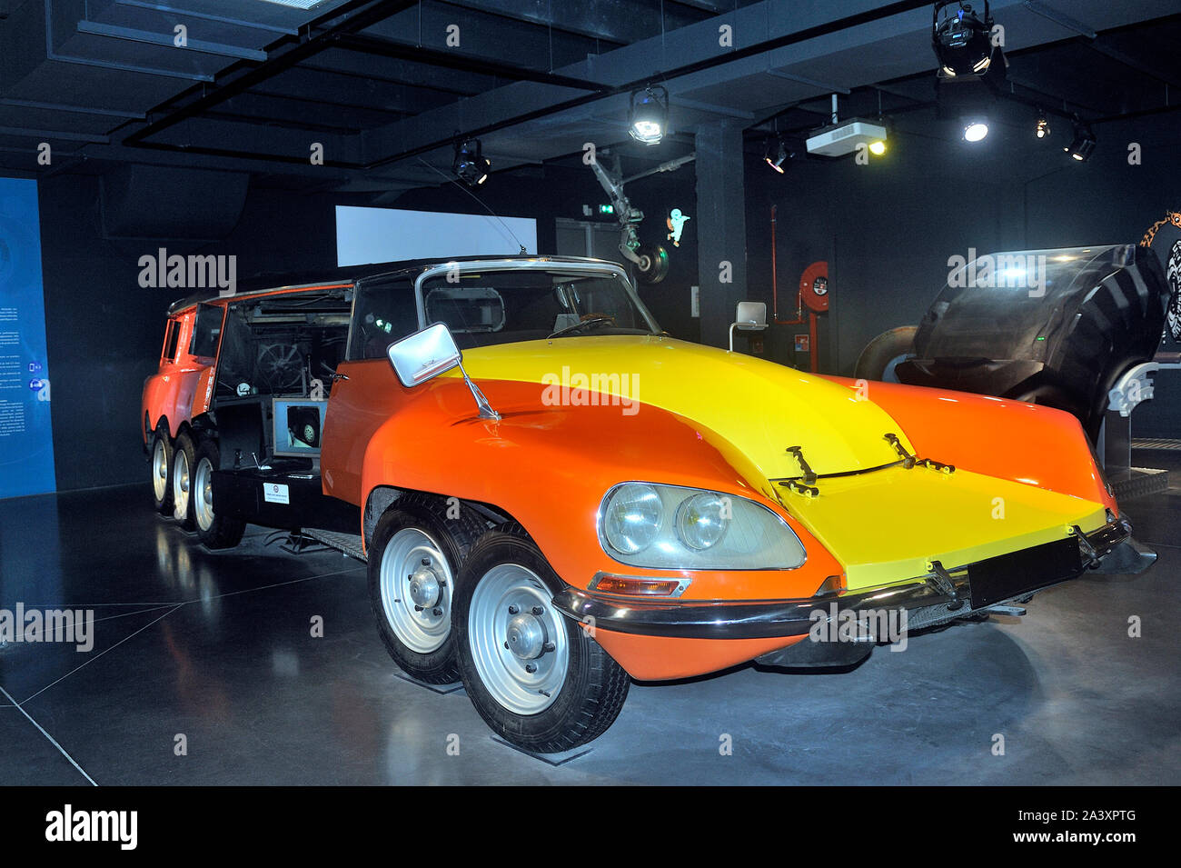 this DS Citroen was used by Michelin as a test laboratory for truck ...