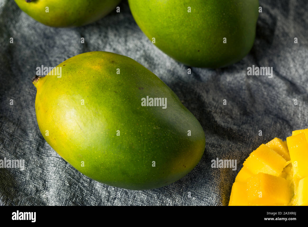 Raw Green Organic Kiett Mangoes Ready to Eat Stock Photo - Alamy