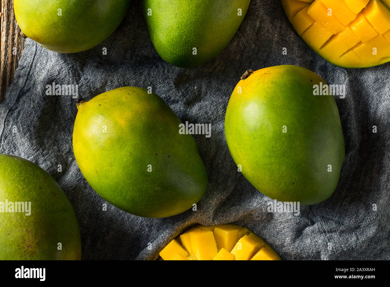 Raw Green Organic Kiett Mangoes Ready to Eat Stock Photo - Alamy