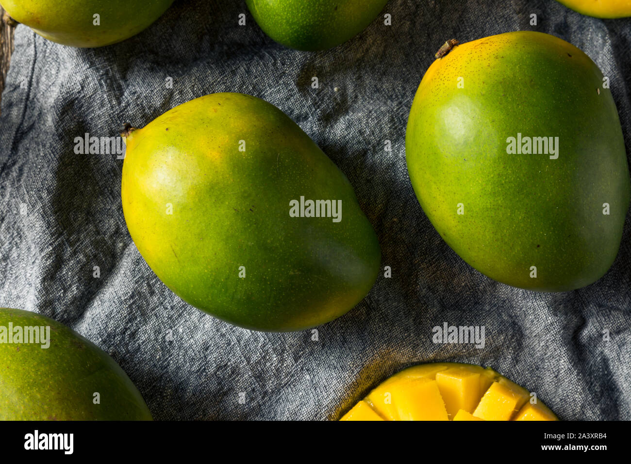 Raw Green Organic Kiett Mangoes Ready to Eat Stock Photo - Alamy