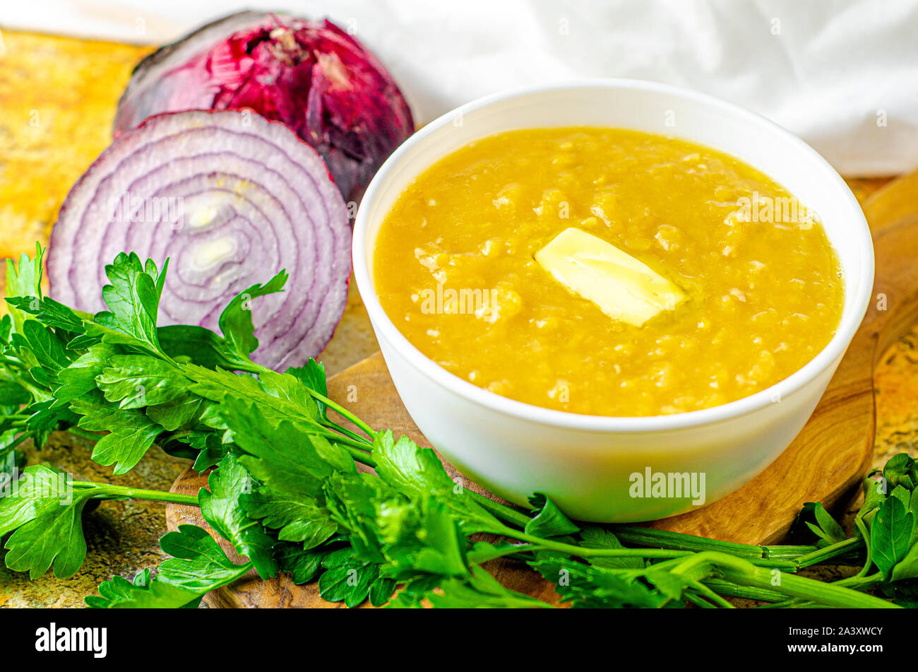 Green pea porridge hi-res stock photography and images - Alamy