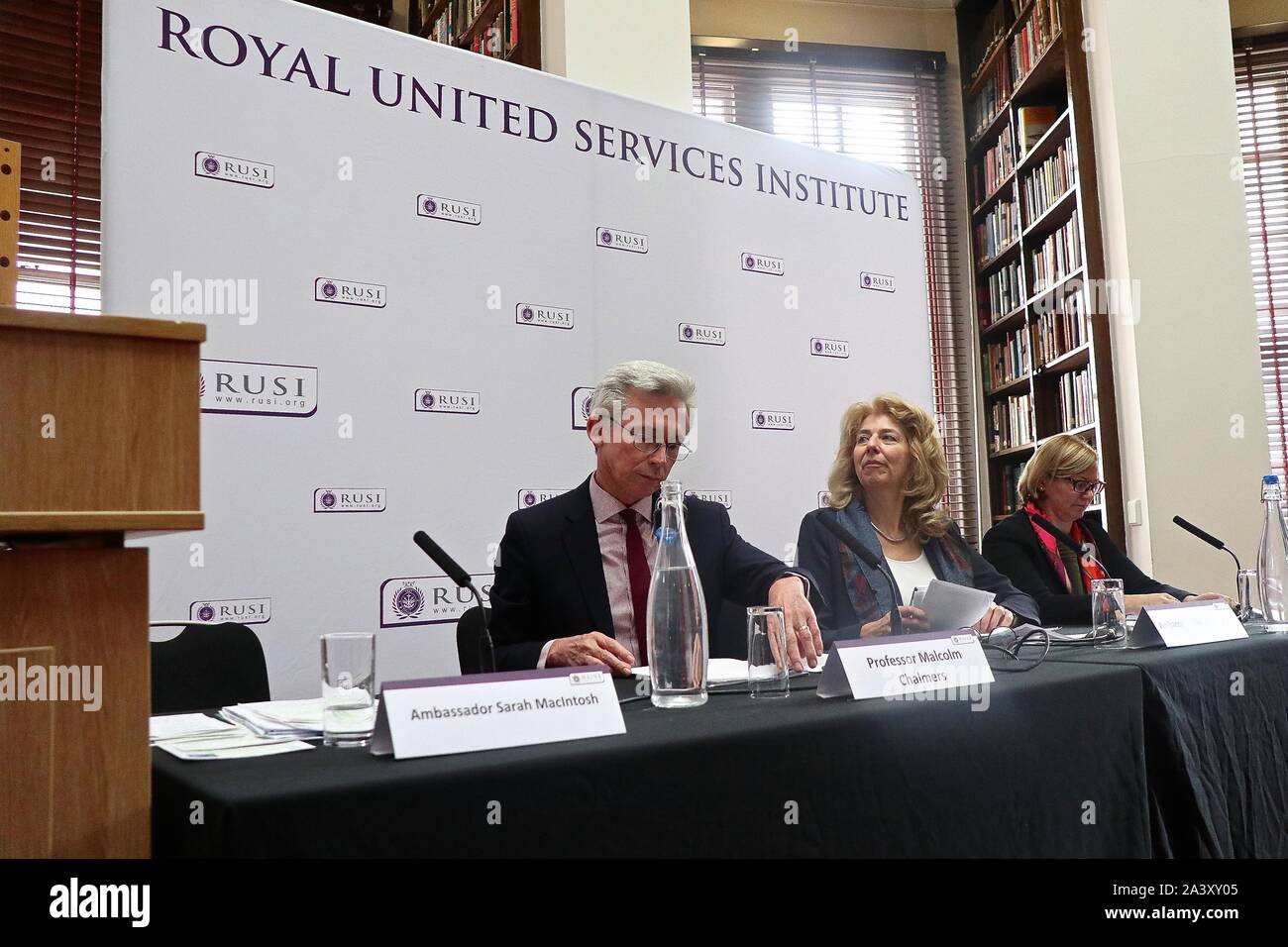 Sarah macintosh nato hi-res stock photography and images - Alamy