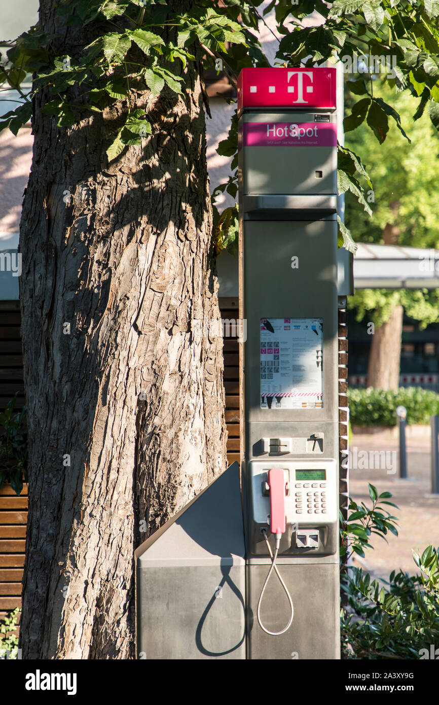 Telephone cable box hi-res stock photography and images - Alamy