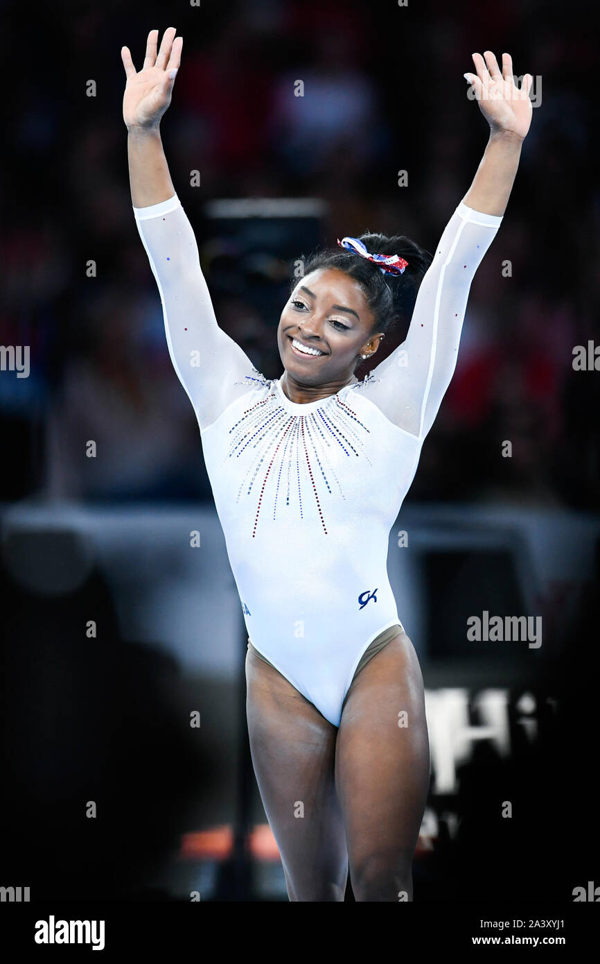 Simone Biles Floor Stock Photos & Simone Biles Floor Stock Images - Alamy