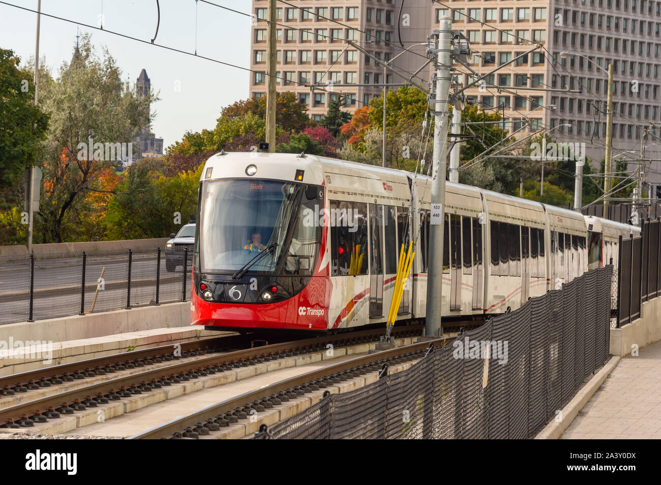 Ottawa train station hi-res stock photography and images - Alamy