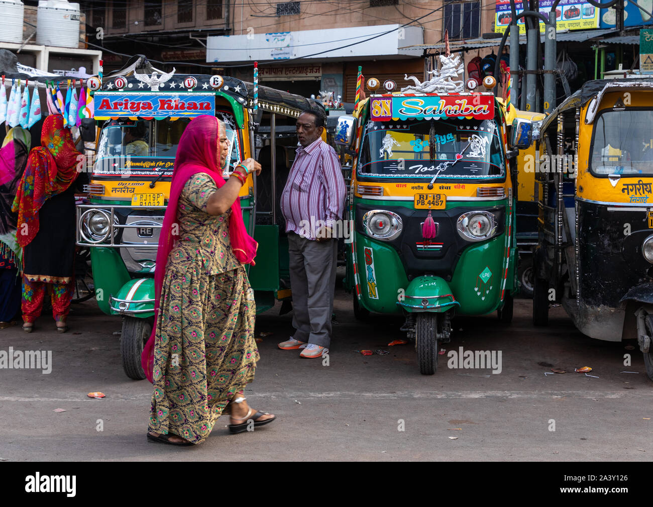 Parked rickshaws hi-res stock photography and images - Alamy
