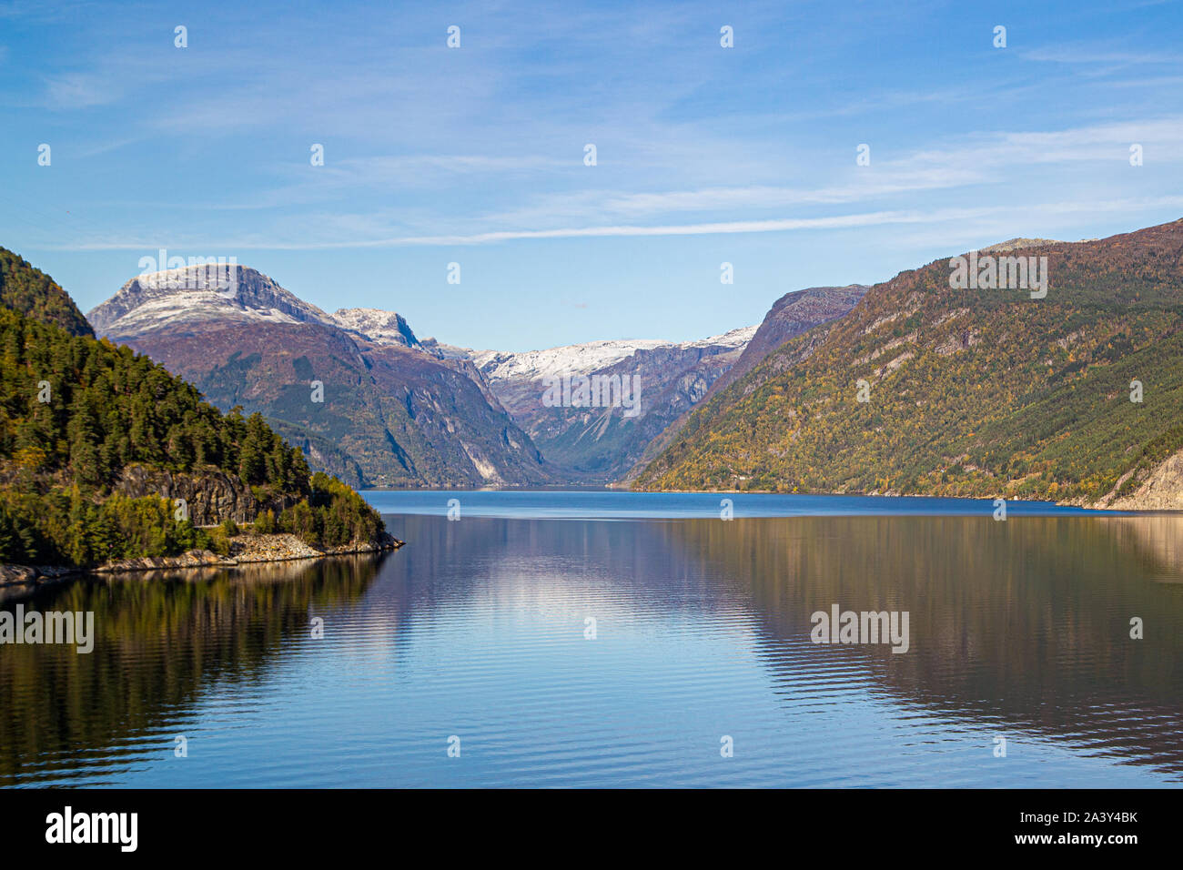 Hardanger fjord hi-res stock photography and images - Alamy