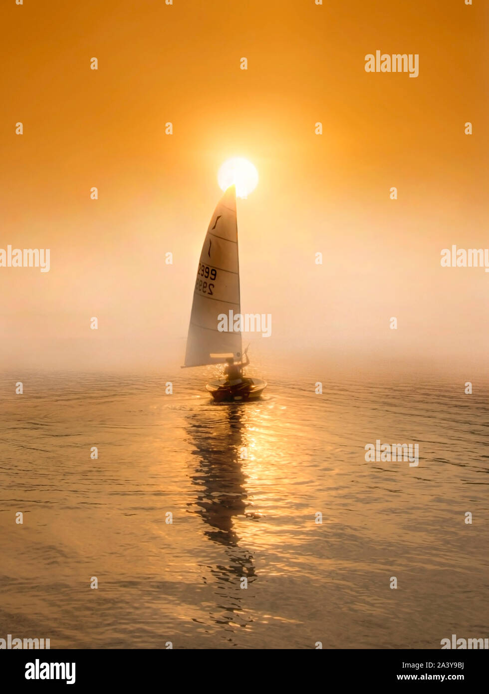 Reflections river thames hi-res stock photography and images - Alamy