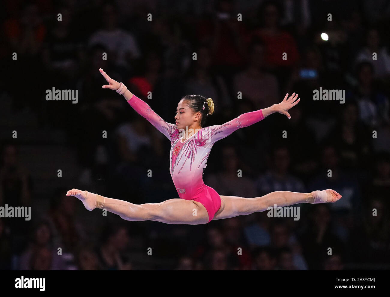 Stuttgart, Germany. 10th Oct, 2019. Shijia Li of China competing in ...