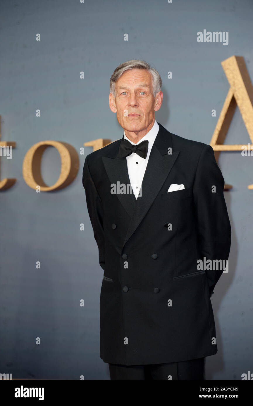 Douglas reith at the world premiere of downton abbey hi-res stock ...