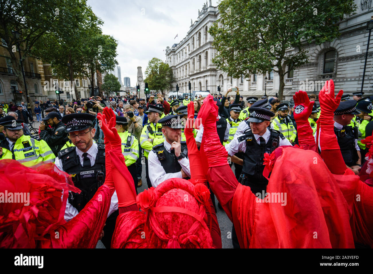 Xr police hi-res stock photography and images - Alamy