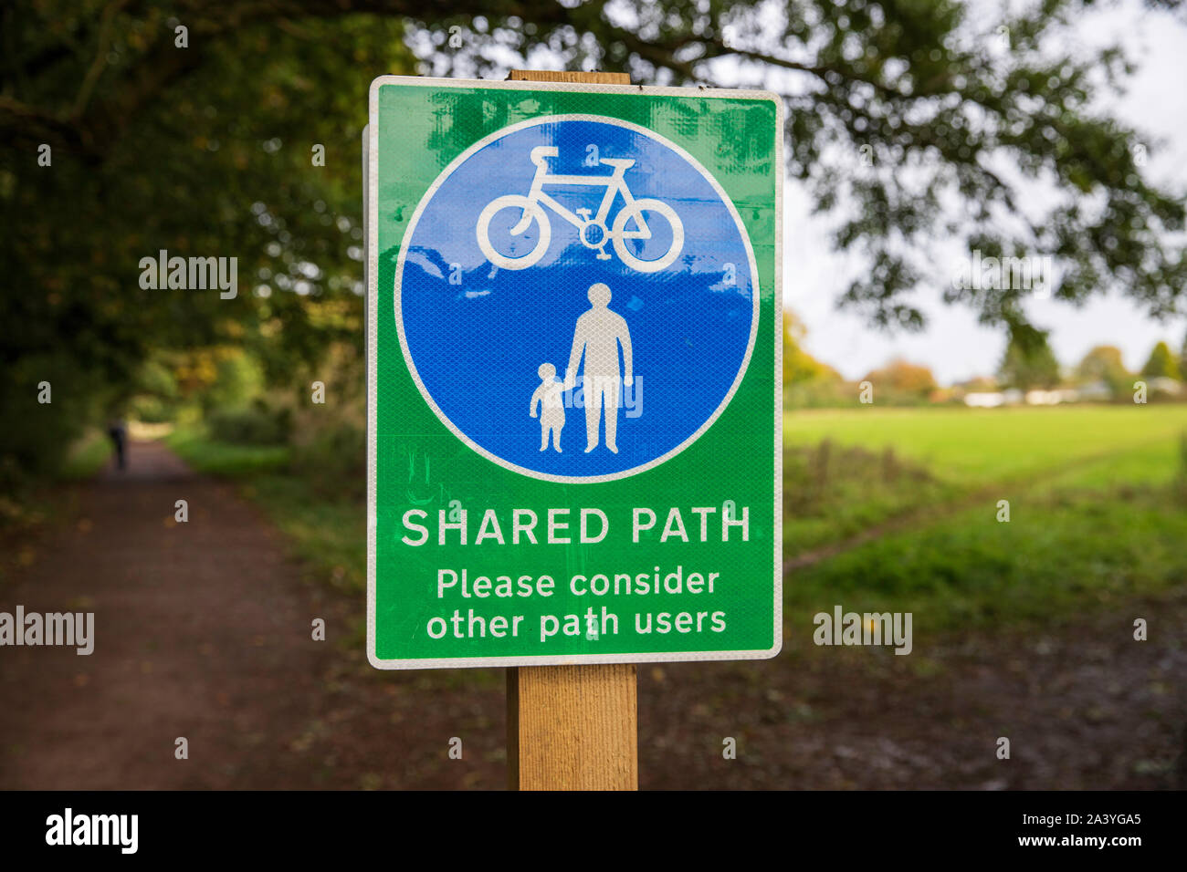 Shared Path sign on the Trail at National Trust Bath Skyline, Claverton ...