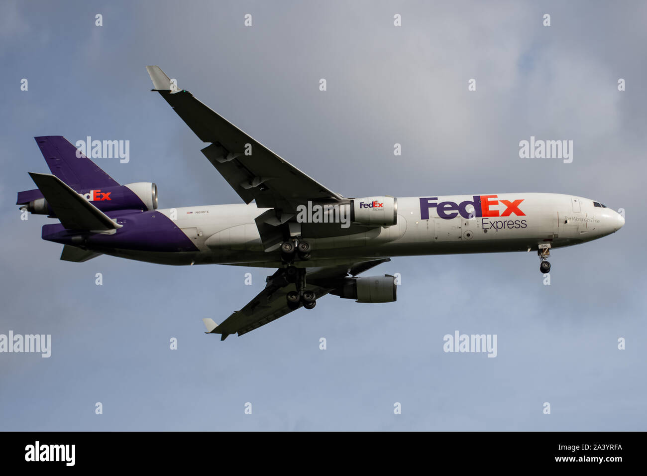 FedEx Express, McDonnell Douglas, MD11, Landing at Auckland ...