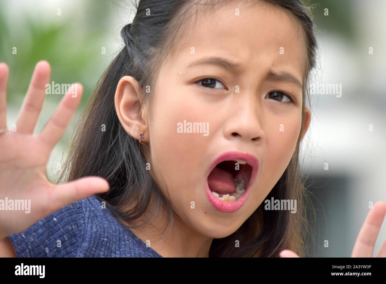 Child girl and scared hi-res stock photography and images - Alamy