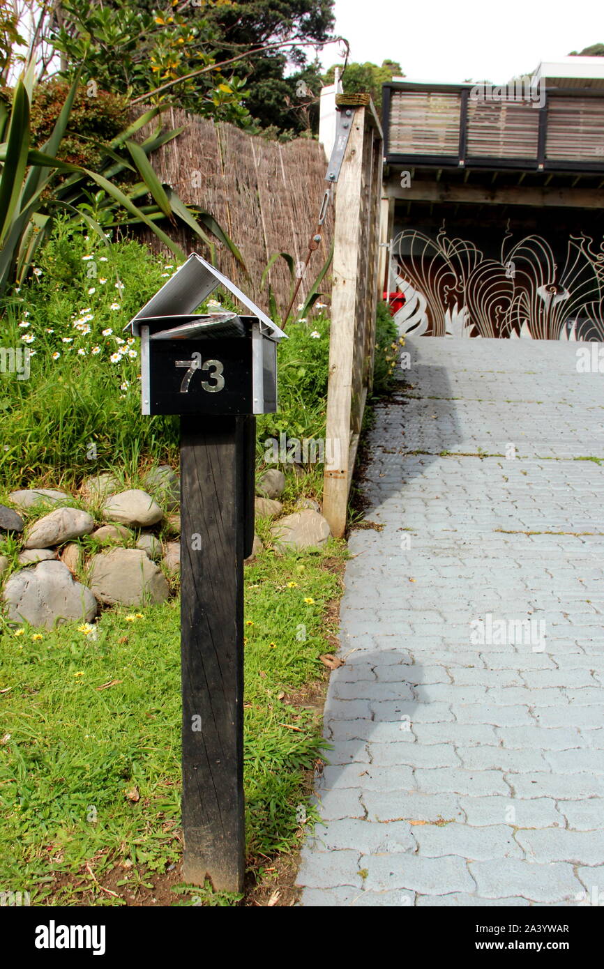 Mail circulars hi-res stock photography and images - Alamy