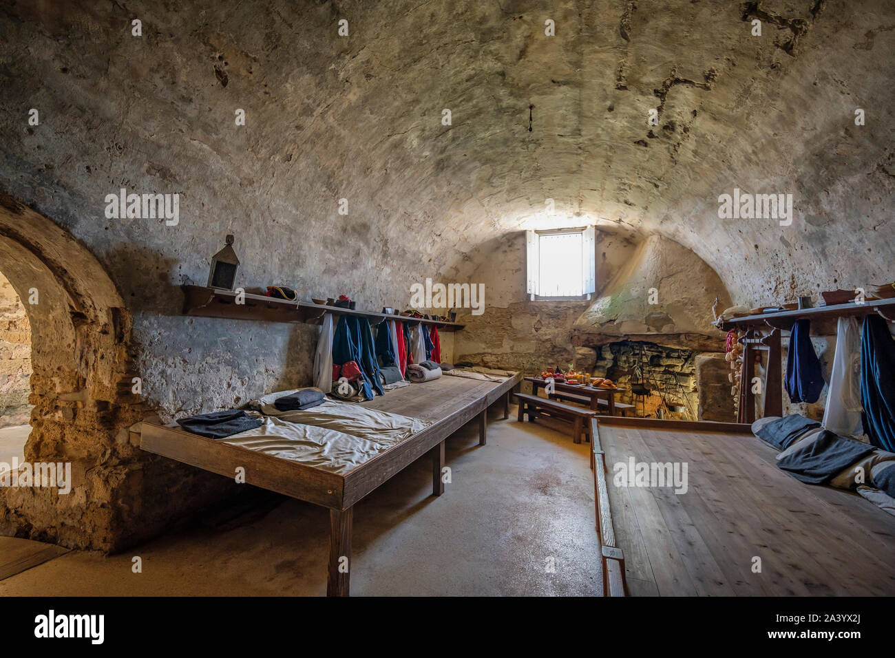 American dormitory hi-res stock photography and images - Alamy