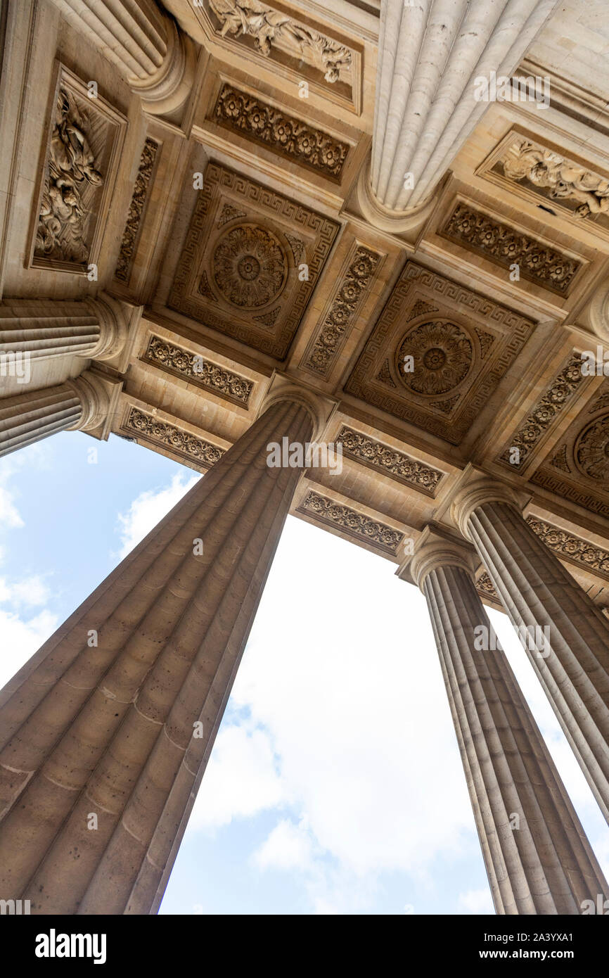 Columns and sculpted ceiling in Paris, France Stock Photo - Alamy