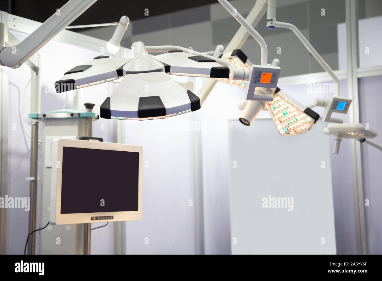 Surgical operation video hi-res stock photography and images - Alamy