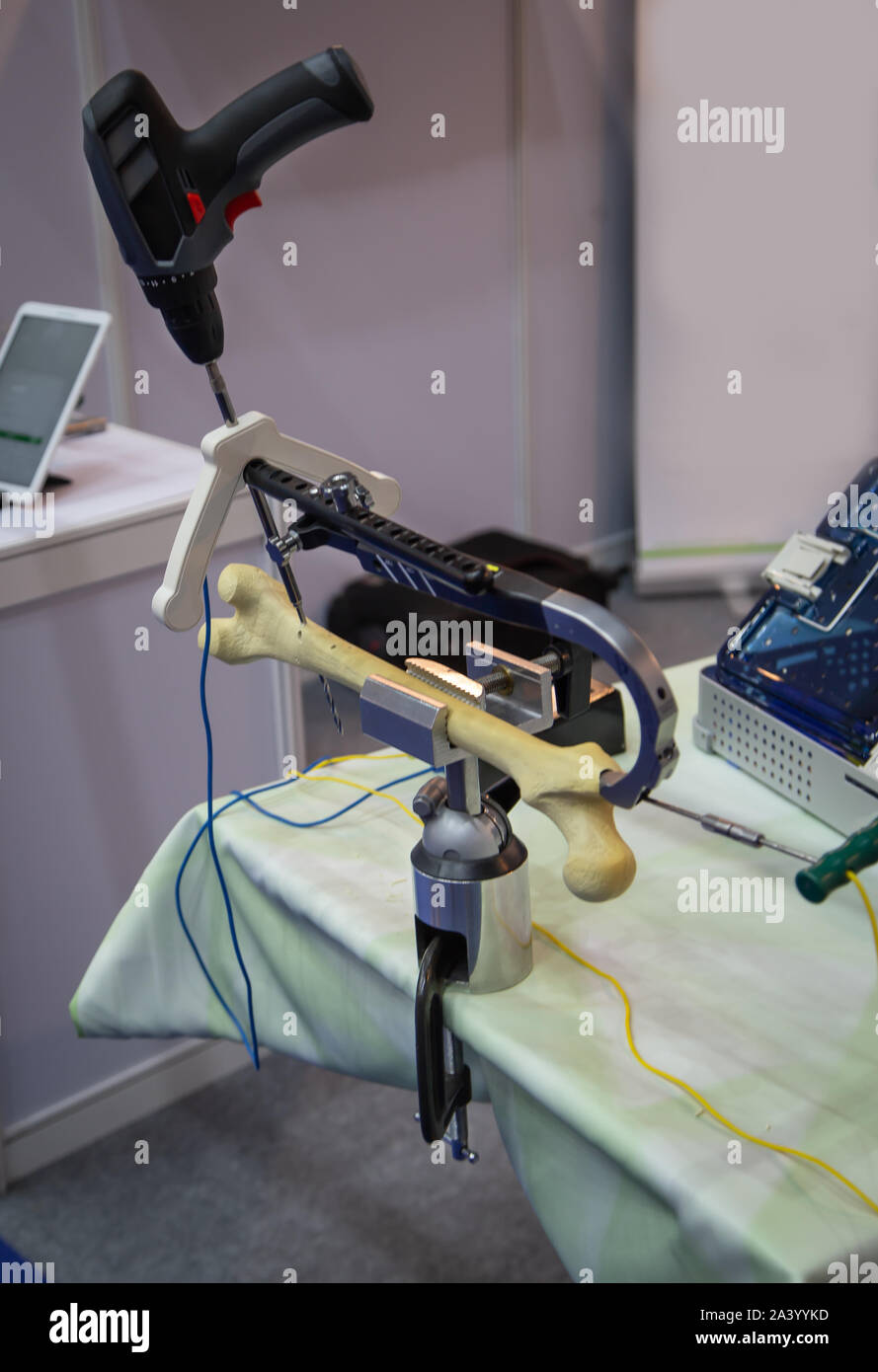 Compression Fracture High Resolution Stock Photography and Images - Alamy