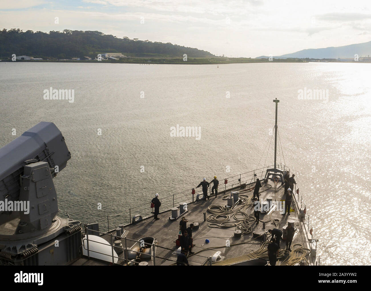 Bay class dock landing ship hi-res stock photography and images - Alamy