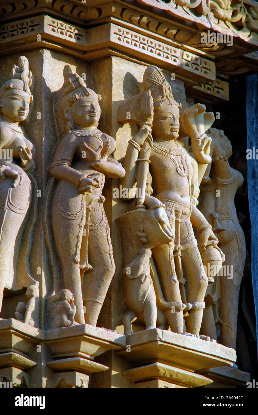 Carving of Hindu God and Goddesses on the wall of Kandariya Mahadev ...
