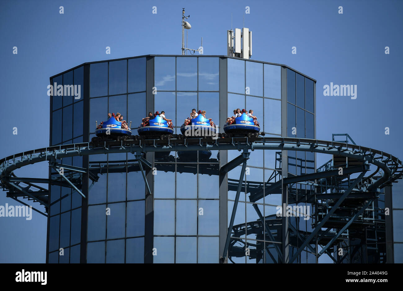 Disneyland europa hi-res stock photography and images - Alamy