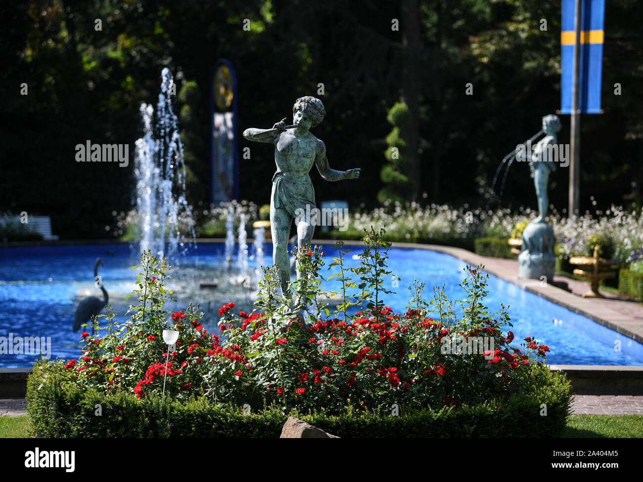 Disneyland europa hi-res stock photography and images - Alamy