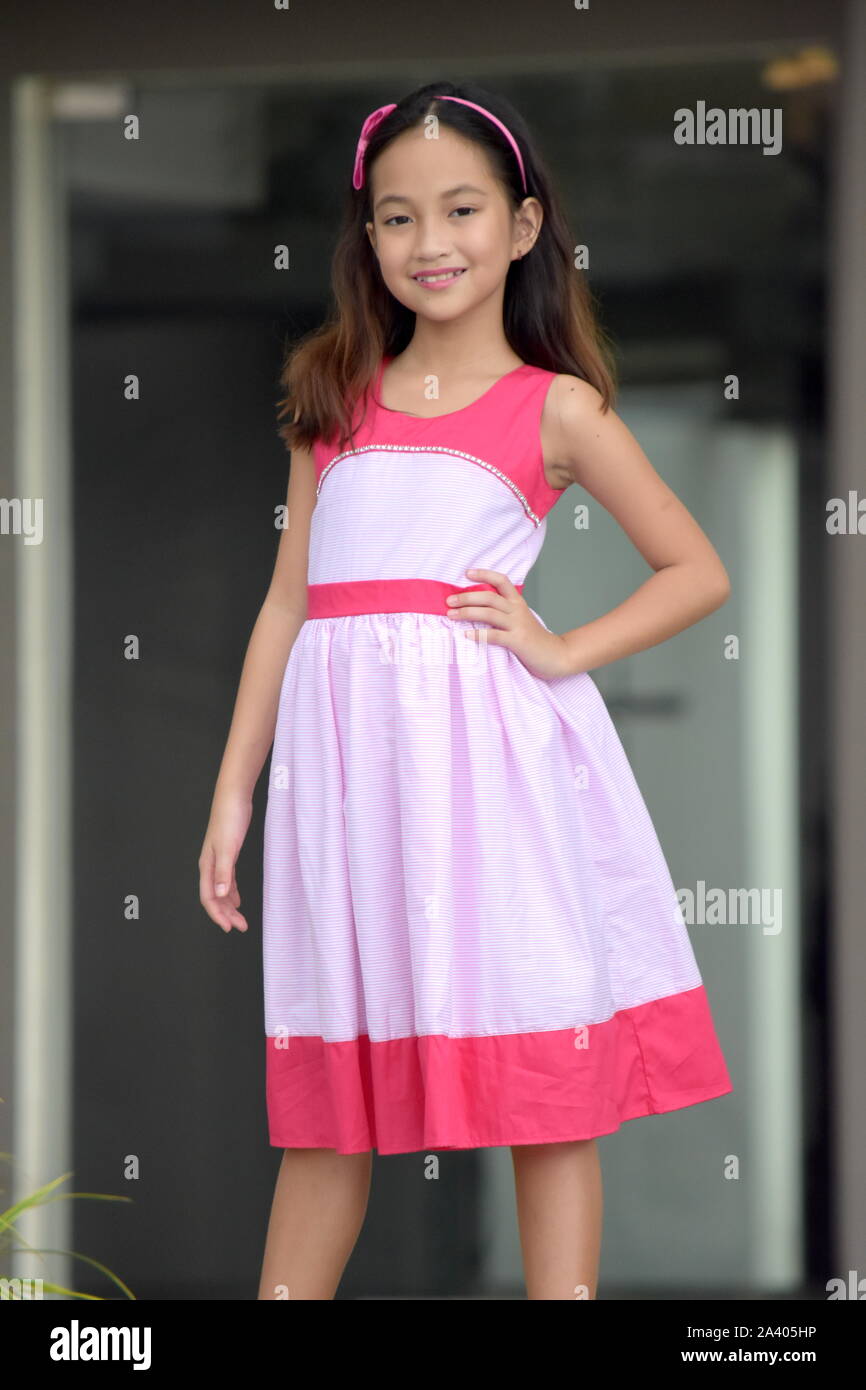 Tween model hi-res stock photography and images - Alamy
