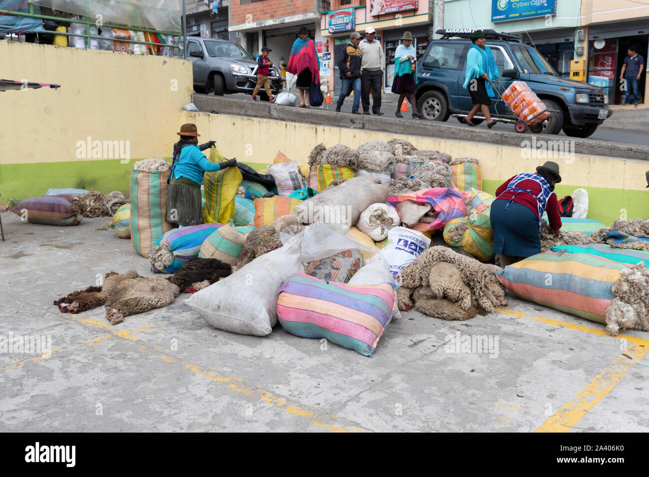 Market in Guamote, Ecuador Stock Photo - Alamy