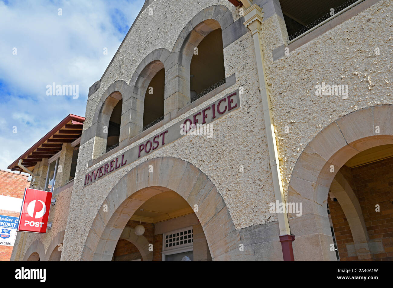 Front entrance small post office hi-res stock photography and images ...
