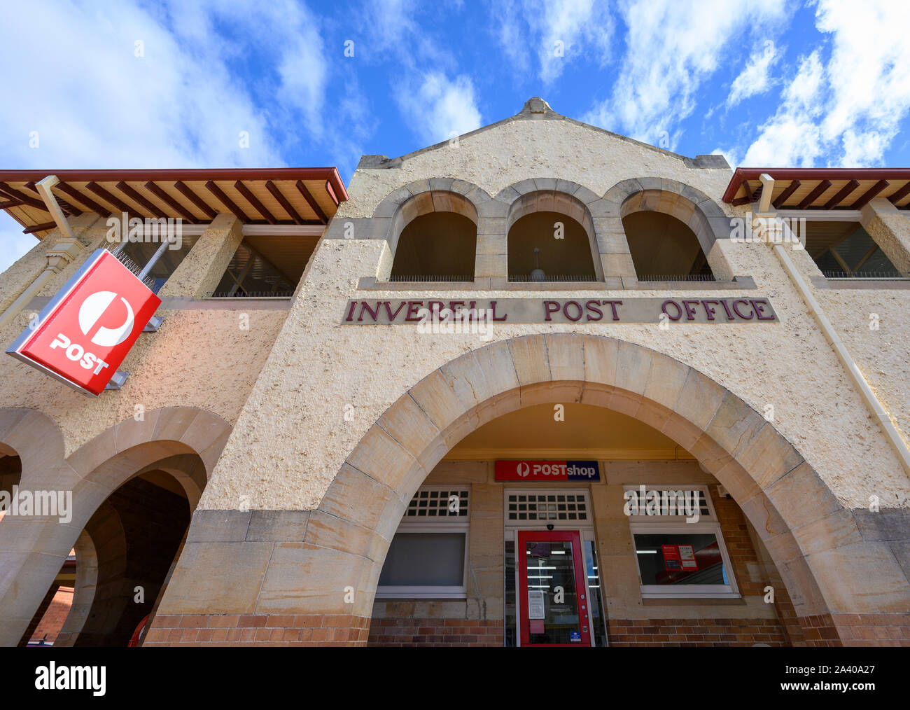 Front entrance small post office hi-res stock photography and images ...