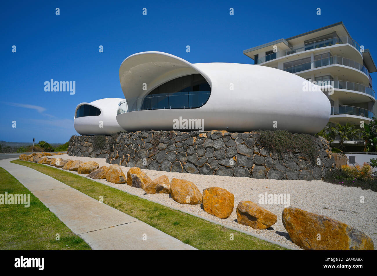 Jetsons house hi-res stock photography and images - Alamy