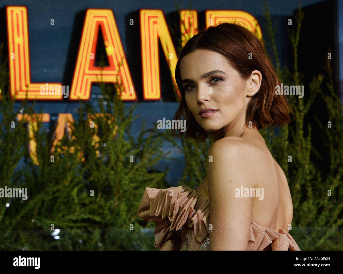 Los Angeles, United States. 10th Oct, 2019. Cast member Zoey Deutch ...