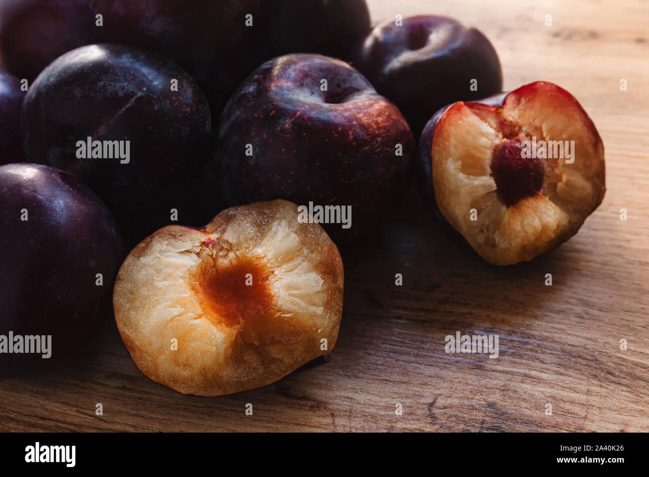 Torn section hi-res stock photography and images - Alamy
