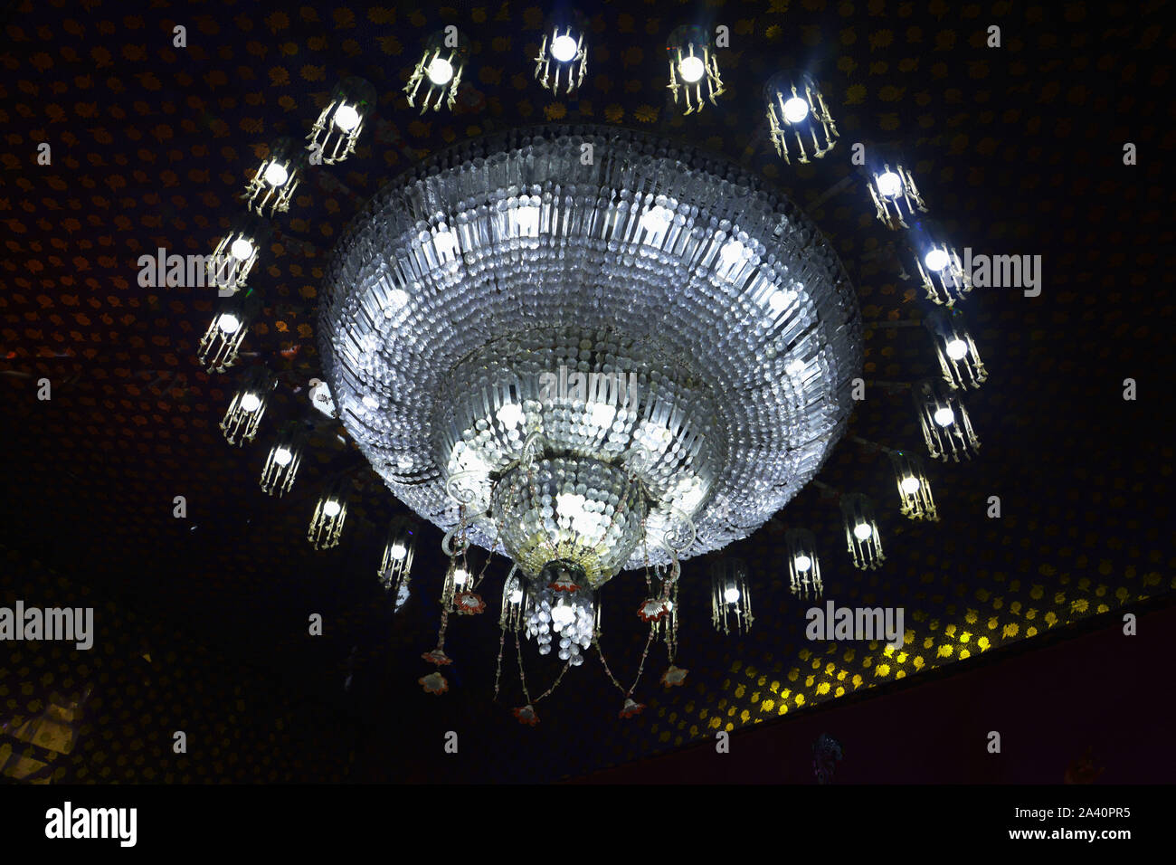 Close up of beautiful candelier, crystal chandelier, modern light ...